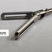 China Reusable Laparoscopic Forceps Parts 5x330mm 3x330mm Elbowless Surgical Instrument for sale