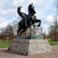 China Custom Life Size Antique Riding Horse Statue Bronze Sculpture for Garden Decoration for sale