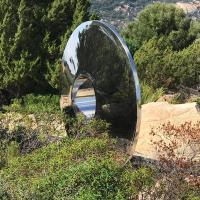 China Customized Stainless Steel Crescent Moon Sculpture For Your Customer Requirements for sale
