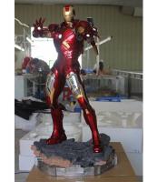 China Life Size Custom Iron Man MK50 Resin Statue Ideal for Home Office or Outdoor Display for sale