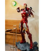 China Life Size Custom Iron Man MK50 Resin Statue Ideal for Home Office or Outdoor Display for sale