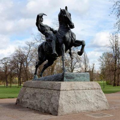 China Metal Theme Large Outdoor Running Bronze Horse Statue for Modern Shop Hotel Garden Decor for sale