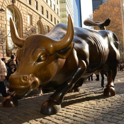China Gravure Printing Life Size Bronze Wall Street Bull Sculpture Perfect for Outdoor Decor for sale