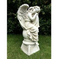 China Custom African Stone Sculpture Marble Carving Angles Statues Traditional Design Style for sale