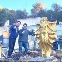 China Custom Religious Bronze Winged Angel Sculpture for Modern Garden Decor Real-Life for sale