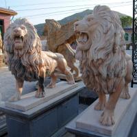 China Custom All Size Garden Outdoor Marble Lion Hand Carved Natural Stone Animals Sculpture Marble Lion Statue For Sale for sale