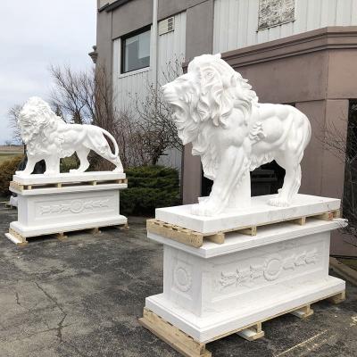 China Handmade Life size Lion animal statue Custom White sculpture decoration Giant marble lion sculpture for decor for sale