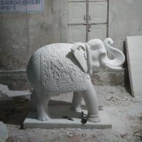 China Traditional Design Life Size Marble Elephant Sculpture Ready for Outdoor Garden Decor for sale