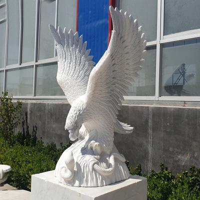 China Factory Wholesale custom life size carved stone white marble eagle statue sculpture for garden decoration for sale