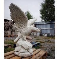 China Factory Wholesale custom life size carved stone white marble eagle statue sculpture for garden decoration for sale