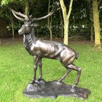 China Life Size Bronze Deer Garden Statues Casting Metal Craft Elk Statue Christmas Decoration for sale