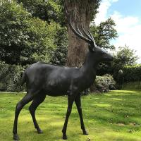 China Garden Yard Outside Decoration Metal Craft Life Size Bronze Moose Elk David's Deer Sculpture For Sale for sale