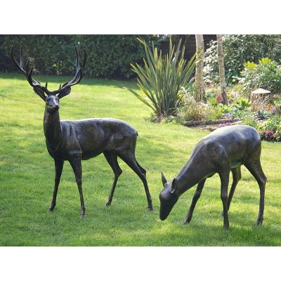 China Customized Bronze Garden Statue Antique Cast Two Deer Fighting for Outdoor Decoration for sale