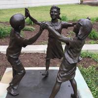 China Modern Outdoor Custom Life Size Bronze Kids Sculpture for Europe Landscape Decoration for sale