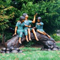 China Modern Outdoor Custom Life Size Bronze Kids Sculpture for Europe Landscape Decoration for sale