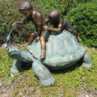 China Custom Sale Decorative Bronze Playing Children Statues for Custom Lawn Decoration for sale