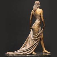 China Outdoor Life Size Hand Made Metal Woman Figure Art Sculpture Bronze Sexy Girl Statue For Sale for sale