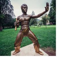 China Custom Life Size Famous Bronze Chinese Kung Fu Actor Bruce Lee For Outdoor Decoration for sale