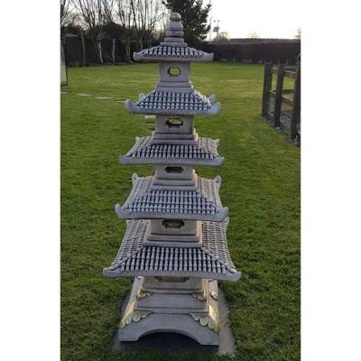 China Outdoor Garden Decor Lamp Sculpture with Modern Design and Japanese Stone Lantern for sale