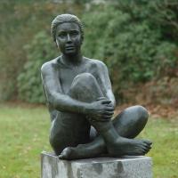 China New Modern art decoration live -action big and small metal standing beautiful girl nude statue bronze sexy woman sculpture for sale