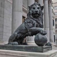 China Life Size Metal Copper Bronze Lion Statues Sculpture For Sale Brass Lion Statue Gold Lion Statues For Sale for sale