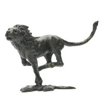 China Garden Decor Life Size Metal Lifelike Animal Sculpture Outdoor Bronze Sitting Lion Statues For Sale for sale
