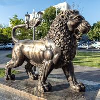 China Custom Design Outdoor Bronze Lion Statue for Garden Decoration Casting Technical for sale