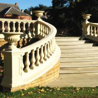 China Life Size Stone Baluster for Outdoor Courtyard Railing in White Marble at Affordable for sale