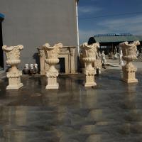 China Polished Stone Carving Figure in White Black and Gray Granite with Hand Carved Design for sale