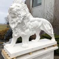China Custom White Marble Garden Outdoor Decorative Stone Sculpture Lion Statue for sale