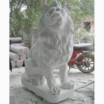 China Outdoor Garden Decor Hand Carved Marble Lion Sculpture for Front Door in White Stone for sale