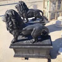 China Large Natural White Marble Stone Lion Sculpture Western Style Custom Garden Decorative for sale
