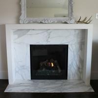 China Decorative Indoor Freestanding Fireplace Mantel Hand Carved European Style Simple White Marble Fireplace For Sale for sale