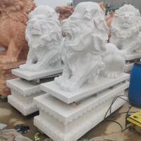 China Outdoor Decorative Large Natural Stone Carving Garden Animal Sculpture Life Size Marble Lion Statues for sale for sale