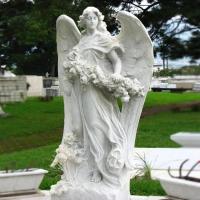 China Factory customized Kneeling angel statue life size white marble figure sculpture for cemetery for sale