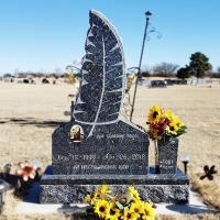 China High Quality Granite Tombstones Monuments Customized Headstone Designs Beautiful Gravestone for sale