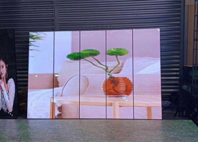 China SMD2020 P2.5 Portable Creative LED Display 900nits for sale
