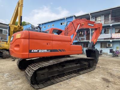 China 22 Ton Original Used Doosan DX225 Crawler Excavator With 157KW Engine Power And 1.05m3 Bucket Capacity for sale