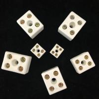China Steatite Ceramic Wire Connector Block Heat Resistant 1100C 2.8 g/cm3 for sale