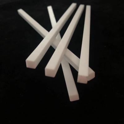 China Square 95% Alumina Ceramic Rod Bar 20 W/mK Thermal Conductivity 300 MPa Flexural Strength for sale