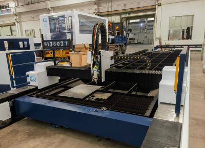 China Gantry Type Metal Fiber Laser Cutting Machine Large Format Sheet Metal Laser Cutting Machine for sale