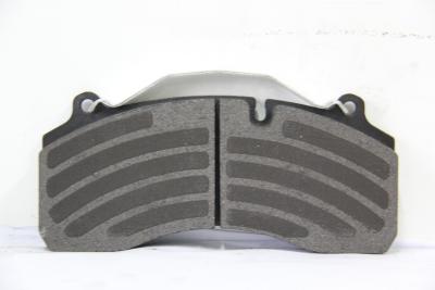 China Disc Brake Pad 29181 210.2x93.8x29.5mm Copper Based Low Metal Pad for Heavy Duty Truck for sale