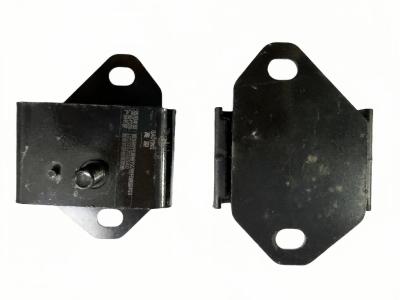 China Integral Vulcanized Engine Mounting Cushion Foton Aumark CTX 493 Left L0101020015A0 for Foton Truck for sale