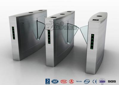China 304 Stainless Steel Retractable Flap Barrier Turnstile with Anti-Pinch Function - 1500×300×990mm, 550mm Passage Width for sale