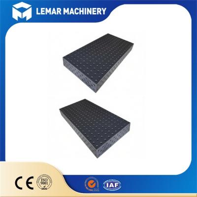 China 3D Welding Table with D16 Holes for Quick Fixture Setup for sale