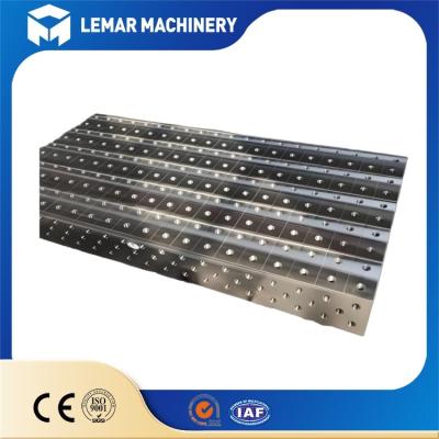 China D16 Steel 3D Welding Table with Anti-Deformation Ribbed Design for sale