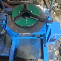 China 30KG Load Capacity Variable Frequency Speed Control Compact Carbon Steel Welding Positioner for Precision Welding for sale