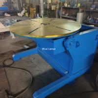 China 3000kg Load Capacity Welding Positioner with VFD Speed Control and 220V Voltage for Tank Cylinder Welding for sale