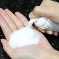 China 40ml 60ml Empty Mousse Bottle with PET Plastic and PP Pump for Luxury Foaming Mousse Customizable Logo for sale