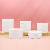 China leak proof PET Plastic Jar 500ml Cream Jar Cosmetic Packaging With Gold Lid for sale